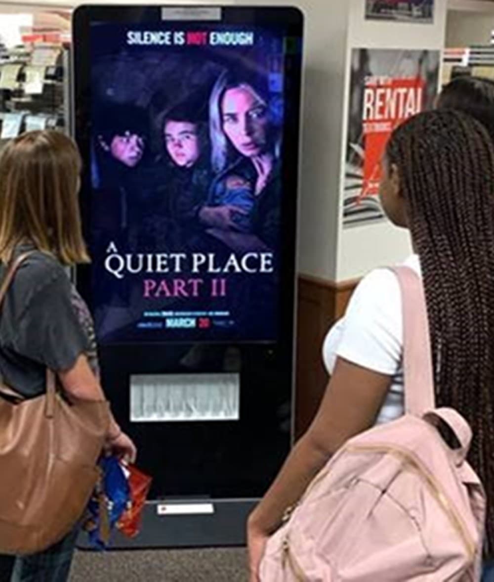 Rectangle 21 - Campus Commandos